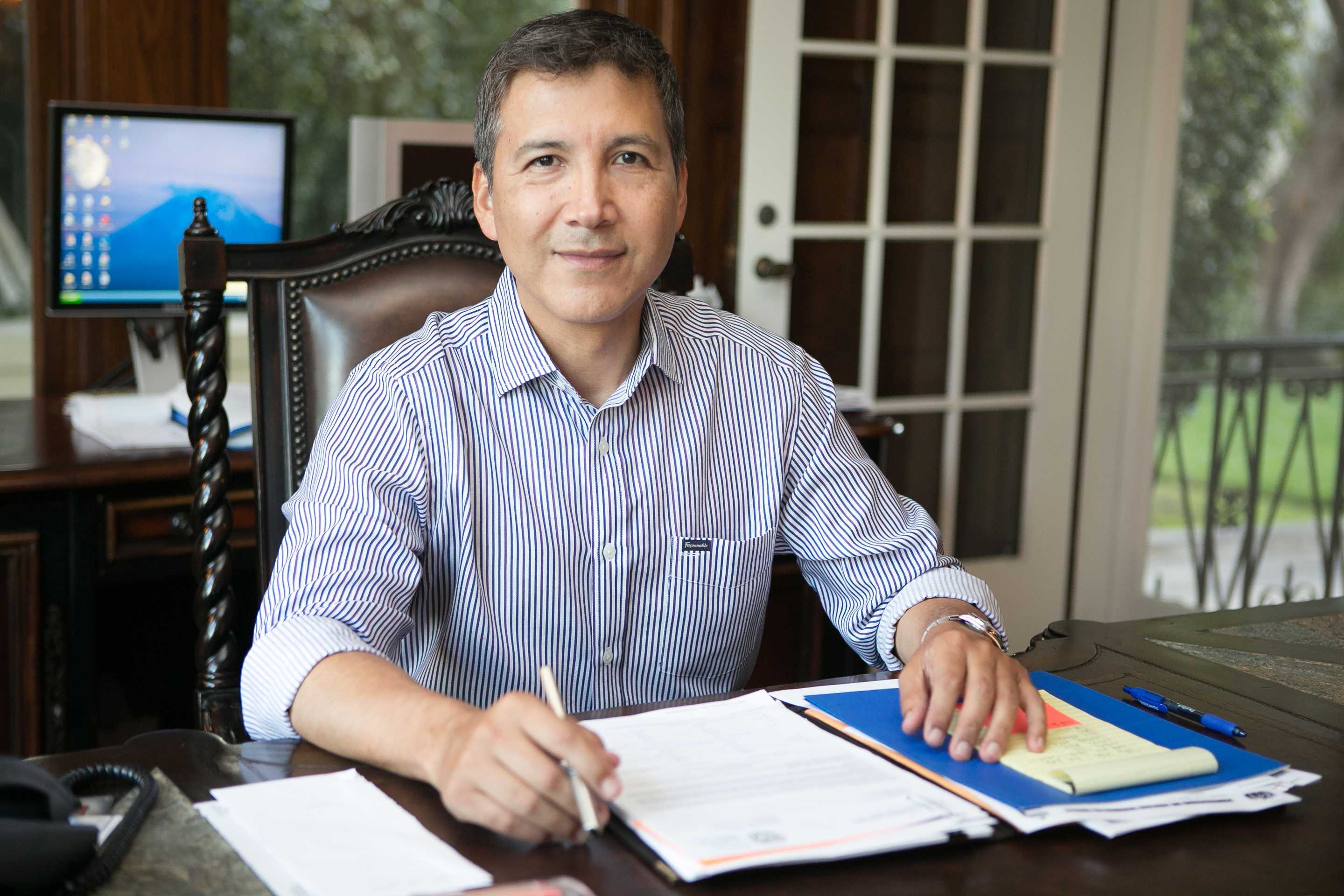 Downloadable Media With Vicente Sarmiento | Sarmiento for Mayor